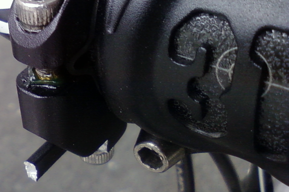 TNI’s Garmin GPS Mount was Broken Suddenly (Incident was May 2013) | log,